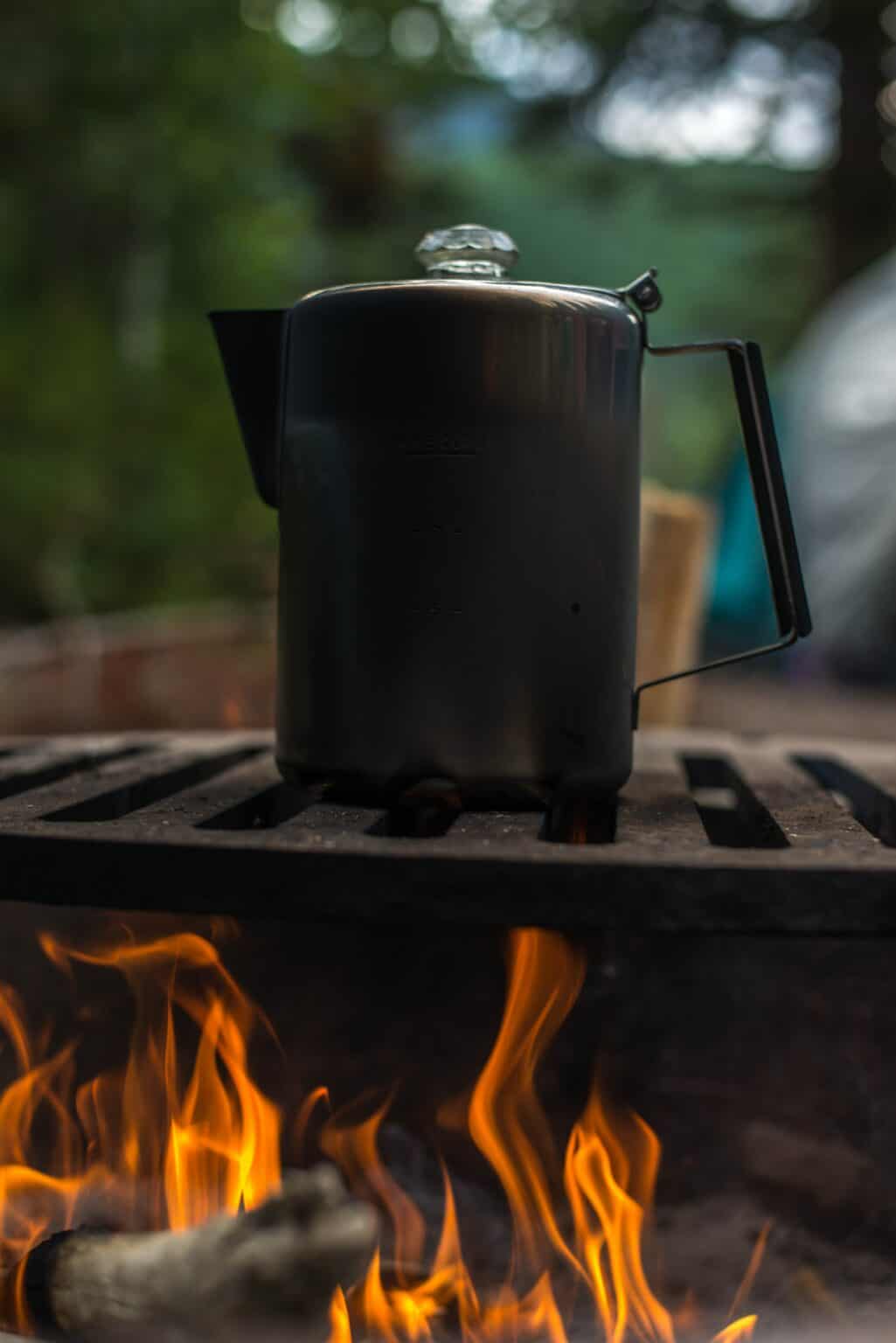 How to Make Coffee in a Percolator: In 6 Easy Steps - Espresso Insiders