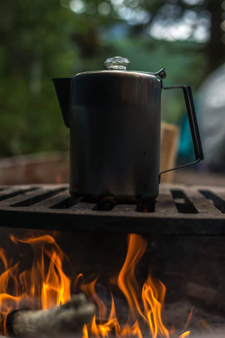 How to Make Coffee in a Percolator: In 6 Easy Steps - Espresso Insiders