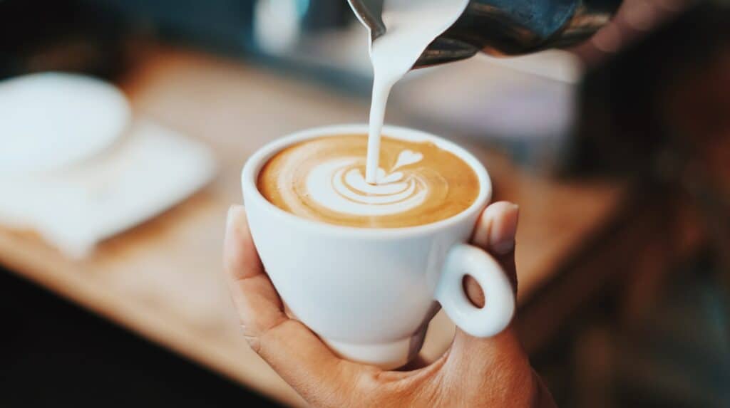 What is a Latte? (And How to Make One) - Espresso Insiders