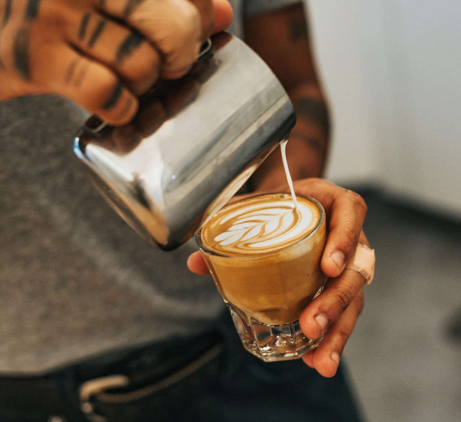 What is a Latte? (And How to Make One) - Espresso Insiders