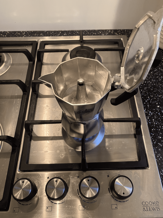 Don’t Tamp Your Moka Pot, It Could Explode! - Espresso Insiders