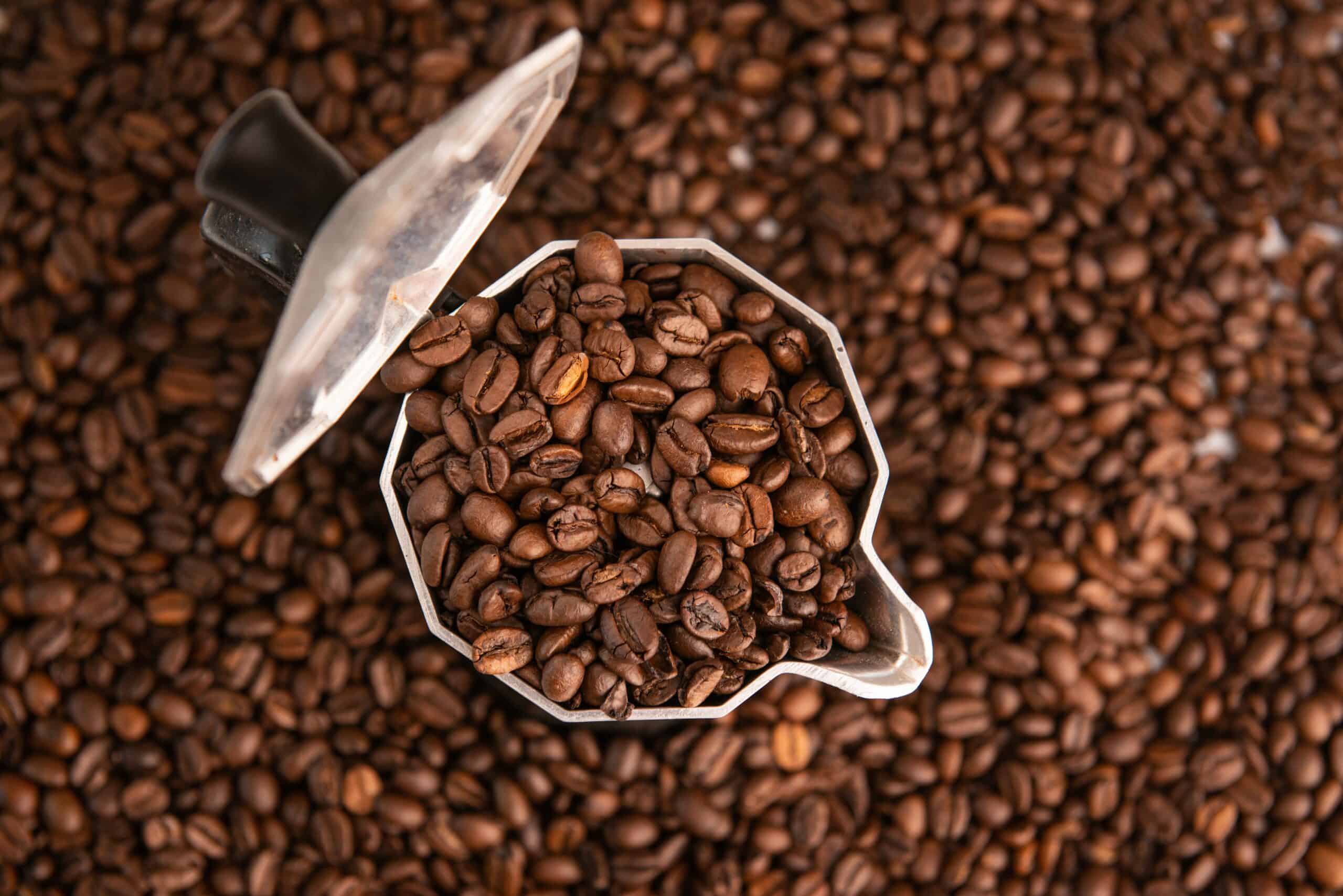 9 Best Coffee Beans for Moka Pot 2023 - Espresso Insiders